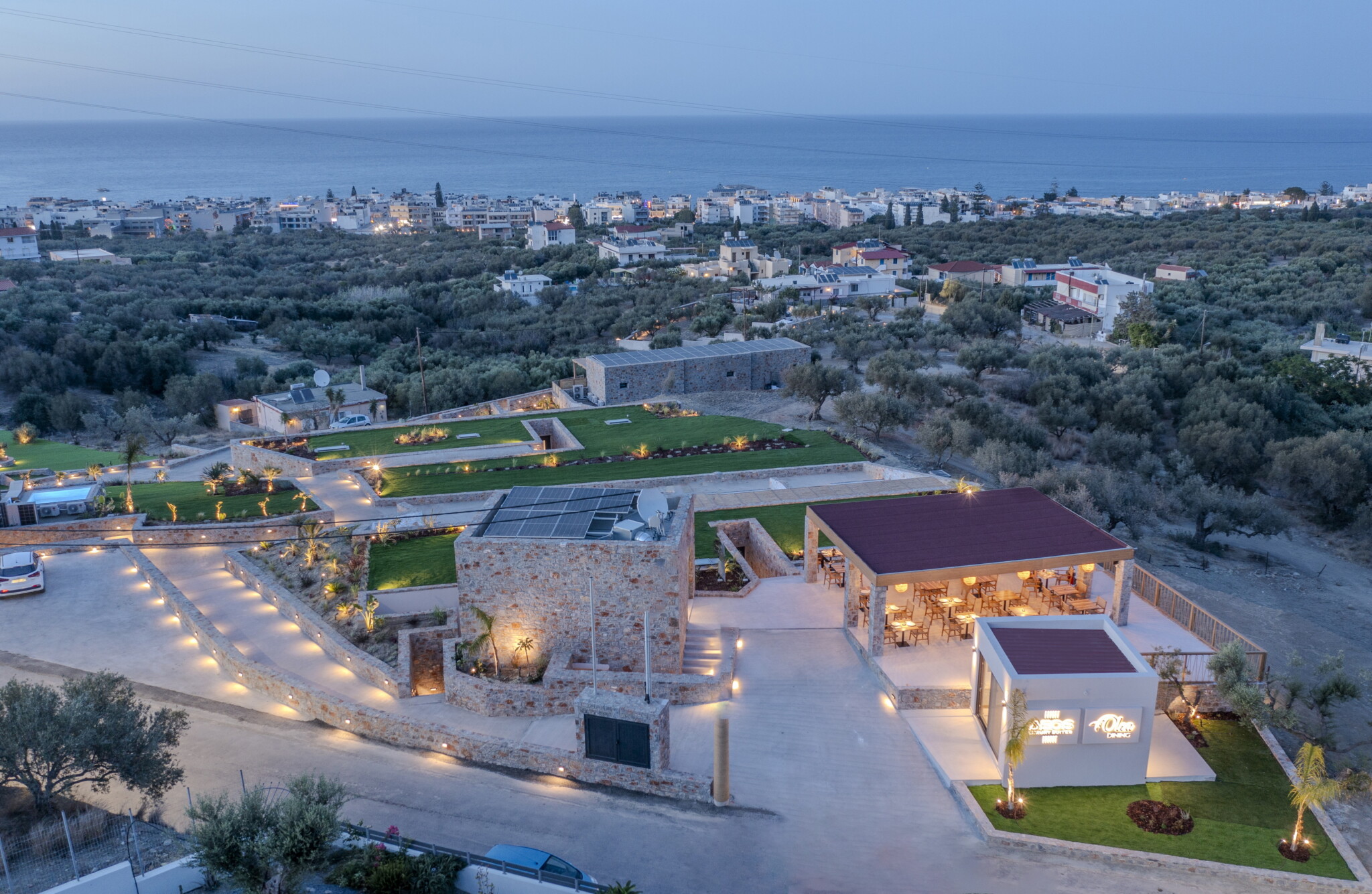 Restaurant - Deos Luxury Suites