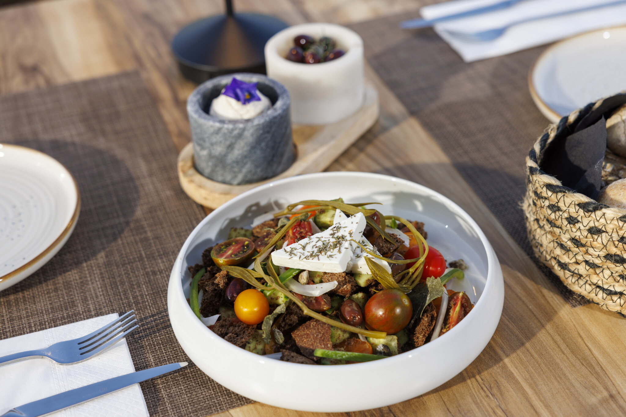 Restaurant - Deos Luxury Suites